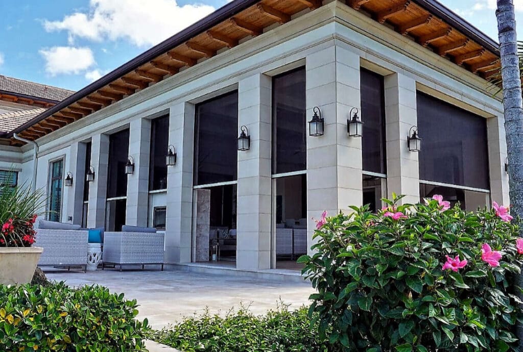 5 Reasons to Invest in MagnaTracks Outdoor Motorized Screens - iWired